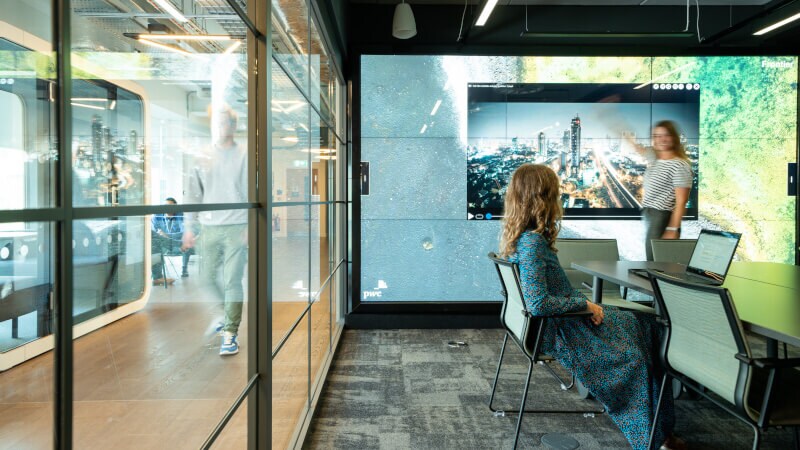 Managed Services: combining insight with technology - PwC UK